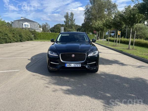 Melns Jaguar F-Pace 2018 Rīga, ar dzinēja tilpumu 2.00 L un nobraukumu 117 tūkst. km par 20000 €, foto 4 vietnē AUTOMOTO.COM.LV