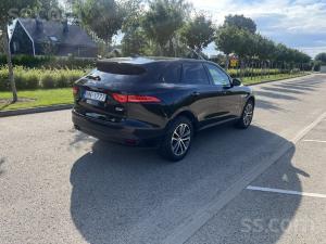 Melns Jaguar F-Pace 2018 Rīga, ar dzinēja tilpumu 2.00 L un nobraukumu 117 tūkst. km par 20000 €, foto 8 vietnē AUTOMOTO.COM.LV