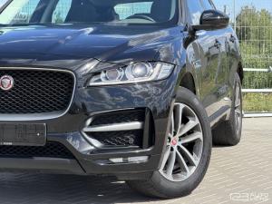 Melns Jaguar F-Pace 2018 Tauragė, ar dzinēja tilpumu 2.00 L un nobraukumu 162 tūkst. km par 12300 €, foto 4 vietnē AUTOMOTO.COM.LV