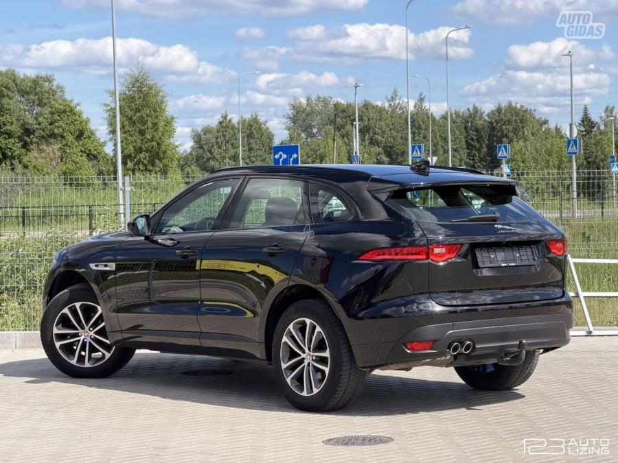 Melns Jaguar F-Pace 2018 Tauragė, ar dzinēja tilpumu 2.00 L un nobraukumu 162 tūkst. km par 12300 €, foto 9 vietnē AUTOMOTO.COM.LV