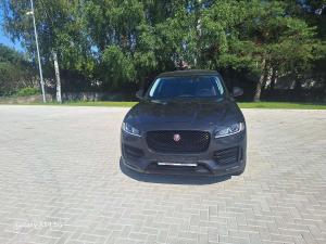 Black Jaguar F-Pace 2018 in Kaunas, with an engine capacity of 2.00 L and mileage of 189 thousand km for 12350 €, photo 6 on AUTOMOTO.COM.LV
