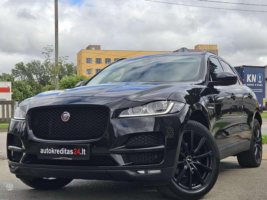 Melns Jaguar F-Pace 2018 Šauļi, ar dzinēja tilpumu 2.00 L un nobraukumu 224 tūkst. km par 13450 €, foto 1 vietnē AUTOMOTO.COM.LV