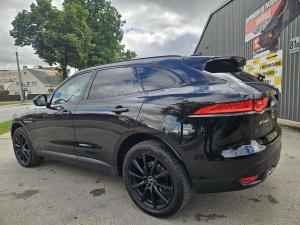 Melns Jaguar F-Pace 2018 Šauļi, ar dzinēja tilpumu 2.00 L un nobraukumu 224 tūkst. km par 13450 €, foto 9 vietnē AUTOMOTO.COM.LV