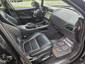 Melns Jaguar F-Pace 2018 Šauļi, ar dzinēja tilpumu 2.00 L un nobraukumu 224 tūkst. km par 13450 €, foto 19 vietnē AUTOMOTO.COM.LV