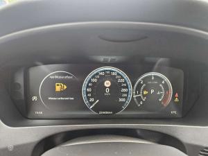 Melns Jaguar F-Pace 2018 Šauļi, ar dzinēja tilpumu 2.00 L un nobraukumu 224 tūkst. km par 13450 €, foto 27 vietnē AUTOMOTO.COM.LV