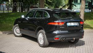 Melns Jaguar F-Pace 2018 Rīga, ar dzinēja tilpumu 2.00 L un nobraukumu 148 tūkst. km par 13950 €, foto 8 vietnē AUTOMOTO.COM.LV