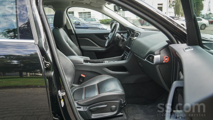 Melns Jaguar F-Pace 2018 Rīga, ar dzinēja tilpumu 2.00 L un nobraukumu 148 tūkst. km par 13950 €, foto 13 vietnē AUTOMOTO.COM.LV
