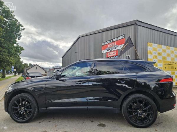 Jaguar F-Pace 2018 in Siauliai on AUTOMOTO.COM.LV Black Jaguar F-Pace 2018 in Siauliai, with an engine capacity of 2.00 L and mileage of 224 thousand km for 13450 €, photo 10 on AUTOMOTO.COM.LV