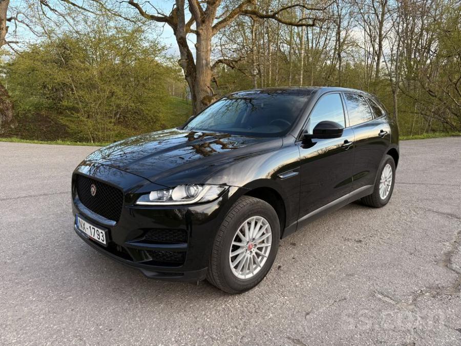 Melns Jaguar F-Pace 2019 Talsi, ar dzinēja tilpumu 2.00 L un nobraukumu 185 tūkst. km par 15100 €, foto 3 vietnē AUTOMOTO.COM.LV