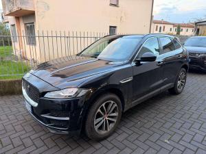 Melns Jaguar F-Pace 2019 Gargždai, ar dzinēja tilpumu 2.00 L un nobraukumu 146 tūkst. km par 9300 €, foto 11 vietnē AUTOMOTO.COM.LV