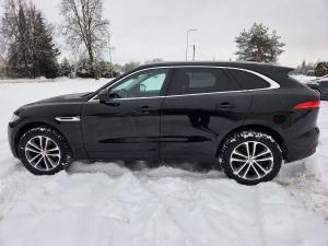 Melns Jaguar F-Pace 2019 Utena, ar dzinēja tilpumu 2.00 L un nobraukumu 97 tūkst. km par 15700 €, foto 8 vietnē AUTOMOTO.COM.LV