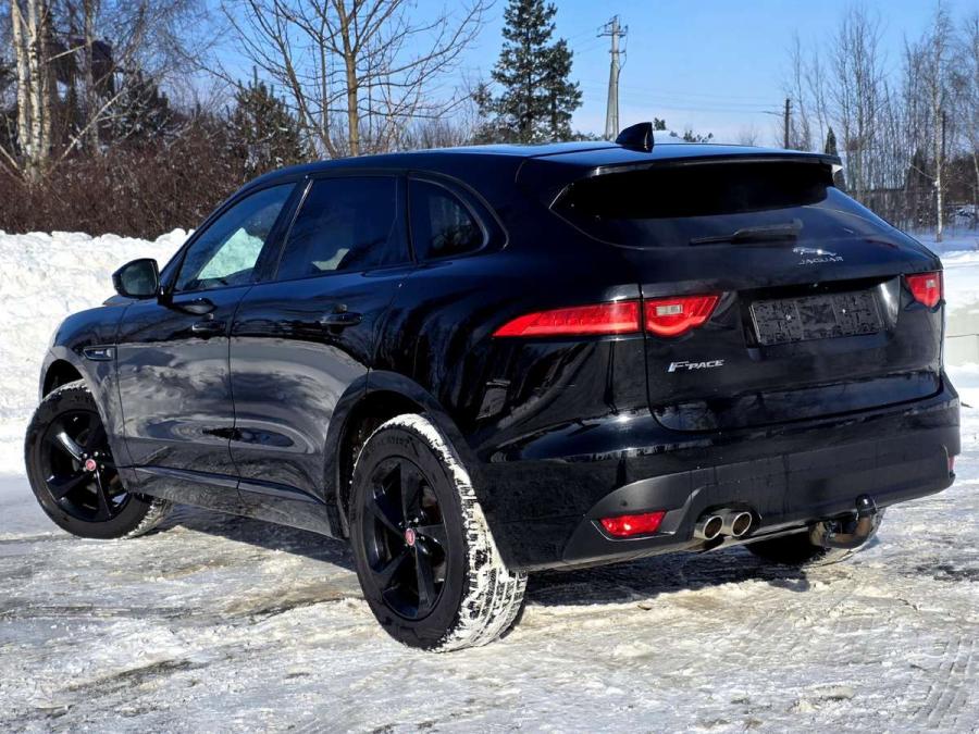 Melns Jaguar F-Pace 2019 Tauragė, ar dzinēja tilpumu 2.00 L un nobraukumu 194 tūkst. km par 13500 €, foto 7 vietnē AUTOMOTO.COM.LV