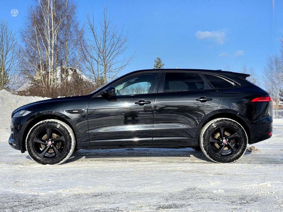 Melns Jaguar F-Pace 2019 Tauragė, ar dzinēja tilpumu 2.00 L un nobraukumu 194 tūkst. km par 13500 €, foto 8 vietnē AUTOMOTO.COM.LV