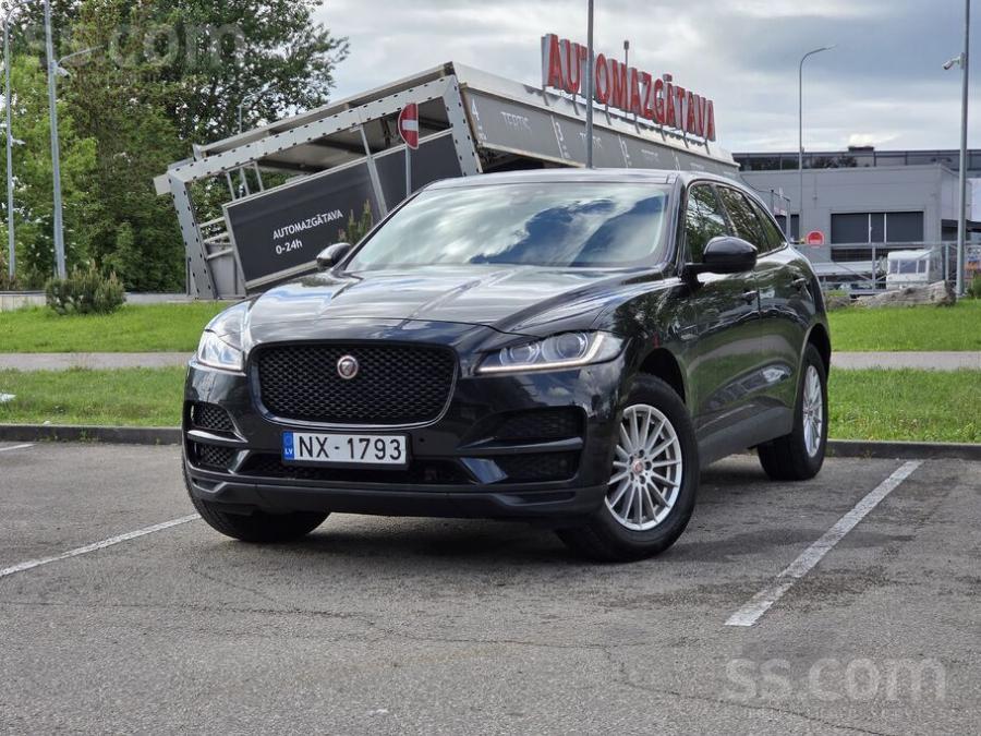 Melns Jaguar F-Pace 2019 Rīga, ar dzinēja tilpumu 2.00 L un nobraukumu 207 tūkst. km par 20500 €, foto 3 vietnē AUTOMOTO.COM.LV