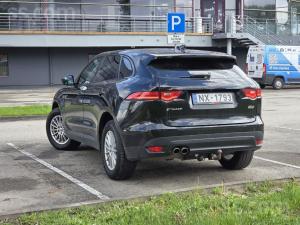 Melns Jaguar F-Pace 2019 Rīga, ar dzinēja tilpumu 2.00 L un nobraukumu 207 tūkst. km par 20500 €, foto 4 vietnē AUTOMOTO.COM.LV
