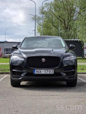 Melns Jaguar F-Pace 2019 Rīga, ar dzinēja tilpumu 2.00 L un nobraukumu 207 tūkst. km par 20500 €, foto 12 vietnē AUTOMOTO.COM.LV