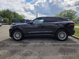Melns Jaguar F-Pace 2019 Rīga, ar dzinēja tilpumu 2.00 L un nobraukumu 207 tūkst. km par 20500 €, foto 13 vietnē AUTOMOTO.COM.LV