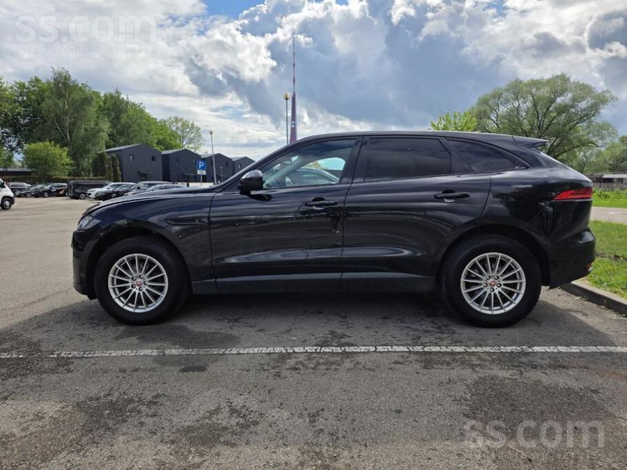 Melns Jaguar F-Pace 2019 Rīga, ar dzinēja tilpumu 2.00 L un nobraukumu 207 tūkst. km par 20500 €, foto 13 vietnē AUTOMOTO.COM.LV