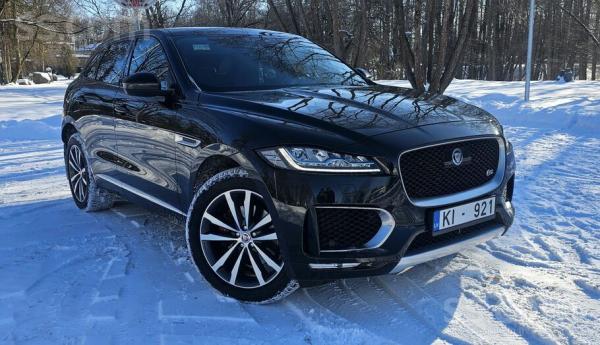 Черный Ягуар Ф-Пейс 2019 в Рига, объемом двигателя 3.00 л и пробегом 85 тыс. км за 28300 €, фото 2 на AUTOMOTO.COM.LV