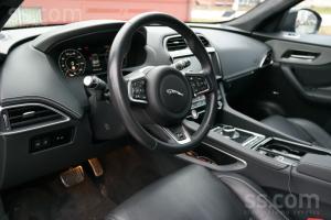 Black Jaguar F-Pace 2019 in Riga, with an engine capacity of 3.00 L and mileage of 85 thousand km for 28300 €, photo 8 on AUTOMOTO.COM.LV