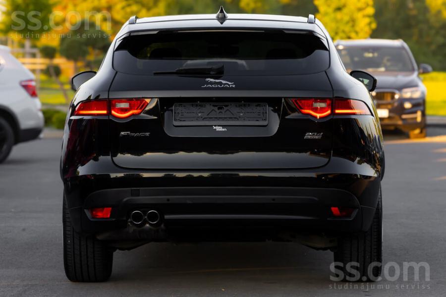 Melns Jaguar F-Pace 2019 Jelgava, ar dzinēja tilpumu 2.00 L un nobraukumu 0 tūkst. km par 12500 €, foto 5 vietnē AUTOMOTO.COM.LV