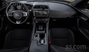 Melns Jaguar F-Pace 2019 Jelgava, ar dzinēja tilpumu 2.00 L un nobraukumu 0 tūkst. km par 12500 €, foto 10 vietnē AUTOMOTO.COM.LV
