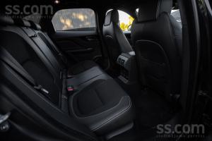 Melns Jaguar F-Pace 2019 Jelgava, ar dzinēja tilpumu 2.00 L un nobraukumu 0 tūkst. km par 12500 €, foto 12 vietnē AUTOMOTO.COM.LV