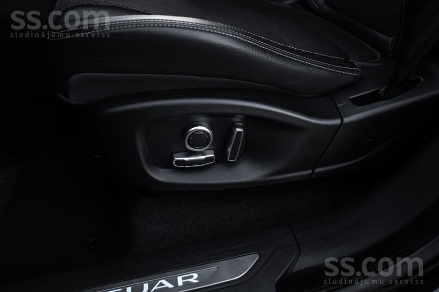 Melns Jaguar F-Pace 2019 Jelgava, ar dzinēja tilpumu 2.00 L un nobraukumu 0 tūkst. km par 12500 €, foto 17 vietnē AUTOMOTO.COM.LV