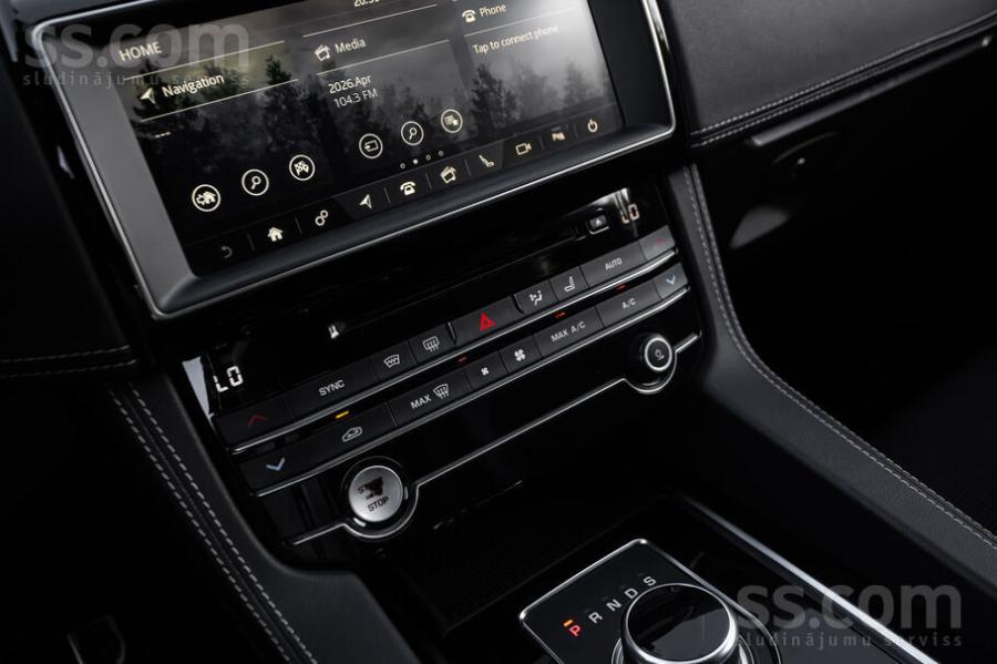 Melns Jaguar F-Pace 2019 Jelgava, ar dzinēja tilpumu 2.00 L un nobraukumu 0 tūkst. km par 12500 €, foto 21 vietnē AUTOMOTO.COM.LV