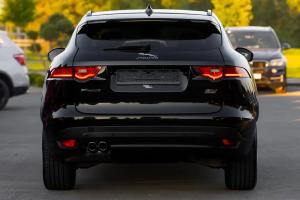 Melns Jaguar F-Pace 2019 Jelgava, ar dzinēja tilpumu 2.00 L un nobraukumu 180 tūkst. km par 12500 €, foto 5 vietnē AUTOMOTO.COM.LV