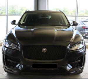 Melns Jaguar F-Pace 2019 Viļņa, ar dzinēja tilpumu 2.00 L un nobraukumu 230 tūkst. km par 17499 €, foto 5 vietnē AUTOMOTO.COM.LV