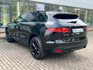 Melns Jaguar F-Pace 2019 Rīga, ar dzinēja tilpumu 2.00 L un nobraukumu 136 tūkst. km par 18900 €, foto 4 vietnē AUTOMOTO.COM.LV