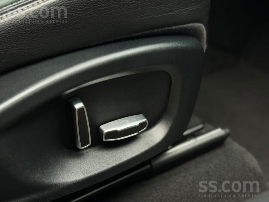 Melns Jaguar F-Pace 2019 Rīga, ar dzinēja tilpumu 2.00 L un nobraukumu 136 tūkst. km par 18900 €, foto 15 vietnē AUTOMOTO.COM.LV