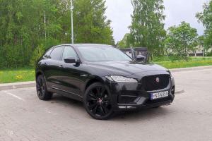 Melns Jaguar F-Pace 2019 Radviliškis, ar dzinēja tilpumu 2.00 L un nobraukumu 209 tūkst. km par 15000 €, foto  vietnē AUTOMOTO.COM.LV