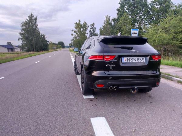 Melns Jaguar F-Pace 2019 Radviliškis, ar dzinēja tilpumu 2.00 L un nobraukumu 209 tūkst. km par 15000 €, foto 9 vietnē AUTOMOTO.COM.LV