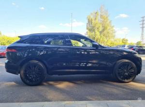 Black Jaguar F-Pace 2020 in Kaunas, with an engine capacity of 2.00 L and mileage of 47 thousand km for 23000 €, photo 7 on AUTOMOTO.COM.LV