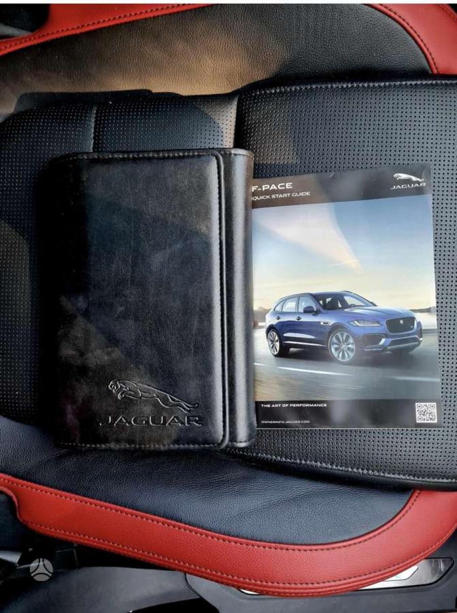 Black Jaguar F-Pace 2020 in Kaunas, with an engine capacity of 2.00 L and mileage of 47 thousand km for 23000 €, photo 14 on AUTOMOTO.COM.LV