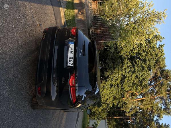 Black Jaguar F-Pace 2020 in Vilnius, with an engine capacity of 2.00 L and mileage of 100 thousand km for 18000 €, photo 3 on AUTOMOTO.COM.LV