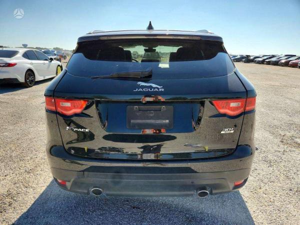 Black Jaguar F-Pace 2020 in Siauliai, with an engine capacity of 2.00 L and mileage of 128 thousand km for 12450 €, photo 1 on AUTOMOTO.COM.LV
