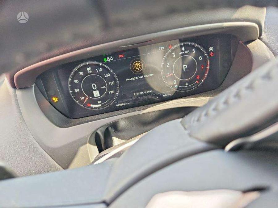 Black Jaguar F-Pace 2020 in Siauliai, with an engine capacity of 2.00 L and mileage of 128 thousand km for 12450 €, photo 14 on AUTOMOTO.COM.LV