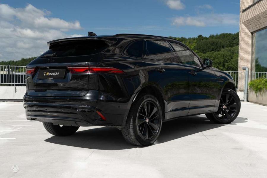 Black Jaguar F-Pace 2021 in Vilnius, with an engine capacity of 2.00 L and mileage of 65 thousand km for 29950 €, photo 9 on AUTOMOTO.COM.LV