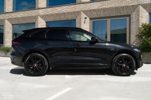Melns Jaguar F-Pace 2021 Viļņa, ar dzinēja tilpumu 2.00 L un nobraukumu 65 tūkst. km par 29950 €, foto 8 vietnē AUTOMOTO.COM.LV