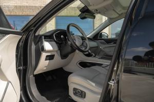 Melns Jaguar F-Pace 2021 Viļņa, ar dzinēja tilpumu 2.00 L un nobraukumu 65 tūkst. km par 29950 €, foto 15 vietnē AUTOMOTO.COM.LV