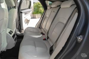 Melns Jaguar F-Pace 2021 Viļņa, ar dzinēja tilpumu 2.00 L un nobraukumu 65 tūkst. km par 29950 €, foto 18 vietnē AUTOMOTO.COM.LV