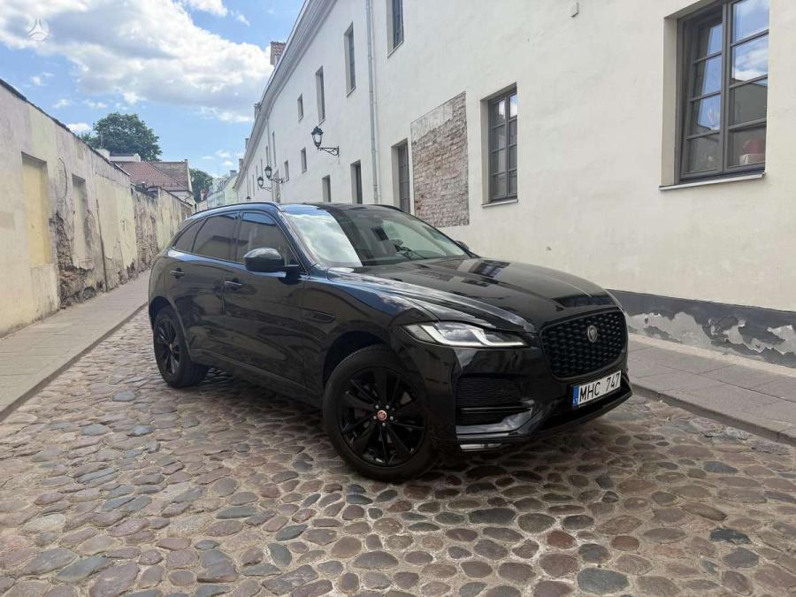Melns Jaguar F-Pace 2022 Viļņa, ar dzinēja tilpumu 2.00 L un nobraukumu 74 tūkst. km par 41500 €, foto 5 vietnē AUTOMOTO.COM.LV