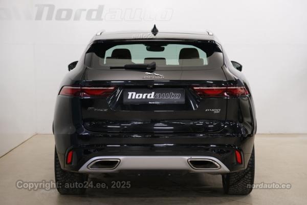 Melns Jaguar F-Pace 2023 Tallina, ar dzinēja tilpumu 3.00 L un nobraukumu 50 tūkst. km par 57900 €, foto 4 vietnē AUTOMOTO.COM.LV