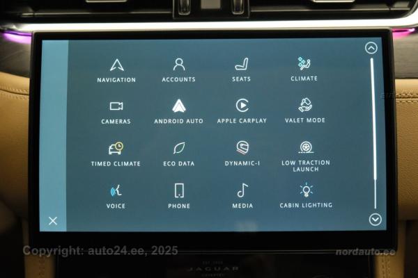 Melns Jaguar F-Pace 2023 Tallina, ar dzinēja tilpumu 3.00 L un nobraukumu 50 tūkst. km par 57900 €, foto 11 vietnē AUTOMOTO.COM.LV