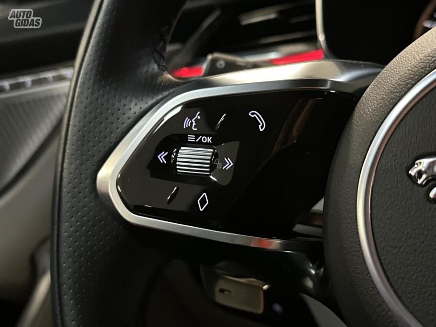 Melns Jaguar F-Pace 2024 Viļņa, ar dzinēja tilpumu 3.00 L un nobraukumu 21 tūkst. km par 52000 €, foto 19 vietnē AUTOMOTO.COM.LV
