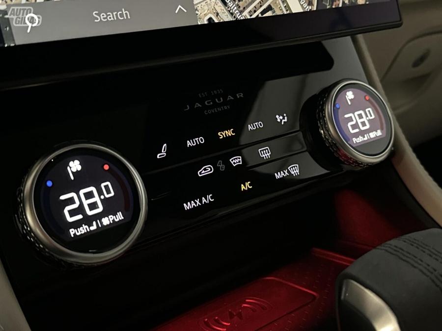 Melns Jaguar F-Pace 2024 Viļņa, ar dzinēja tilpumu 3.00 L un nobraukumu 21 tūkst. km par 52000 €, foto 21 vietnē AUTOMOTO.COM.LV