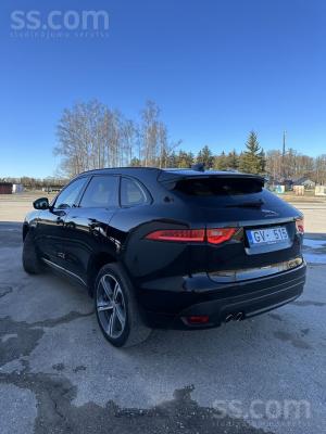 Melns Jaguar F-Pace 2017 Bauska, ar dzinēja tilpumu 2.00 L un nobraukumu 191 tūkst. km par 12000 €, foto 6 vietnē AUTOMOTO.COM.LV